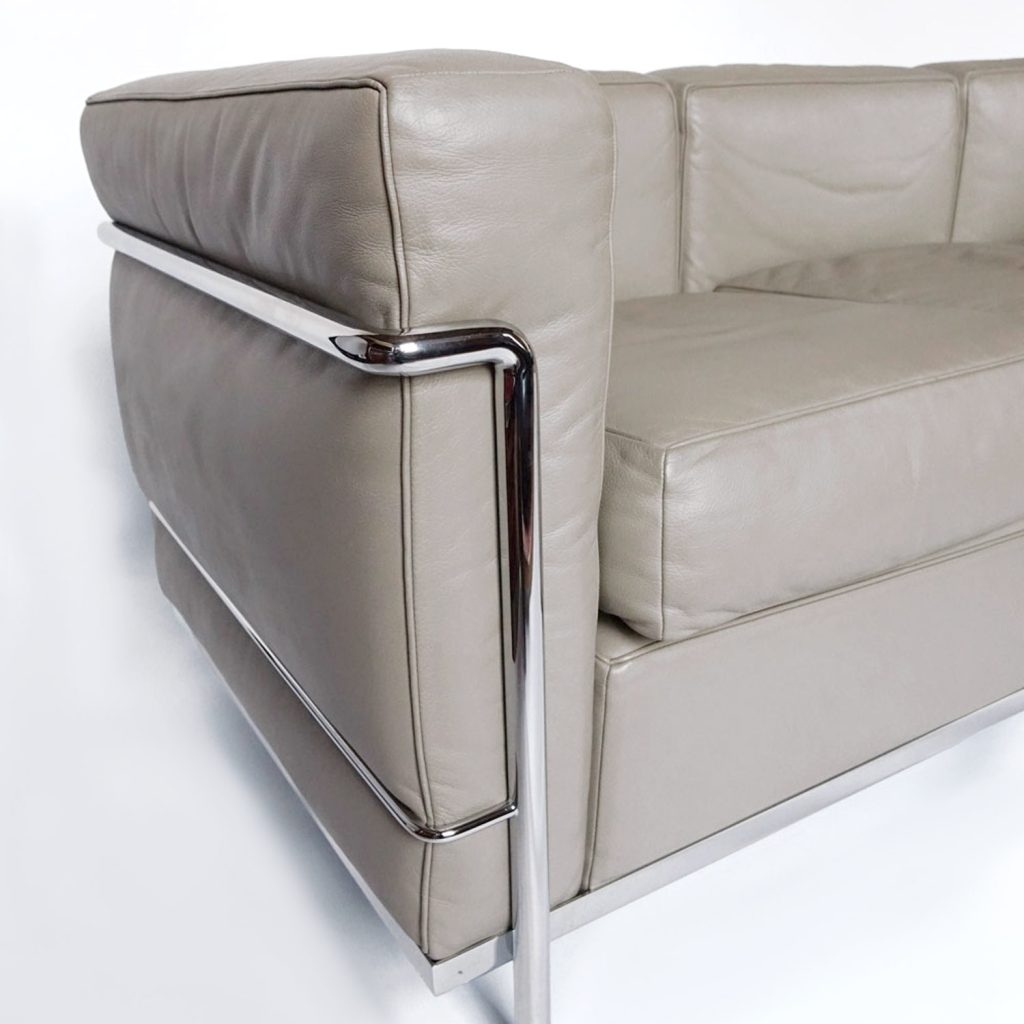 Exploring Golden Era of Furniture Designs - 20th Century Classics